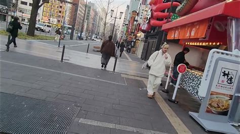 경기침체 장기불황의 시대에 불안과 공포는 당연한 법 어떻게든 안전하게 살기위해 노력 해야 된다 무엇이든 그냥 되는 건 없다