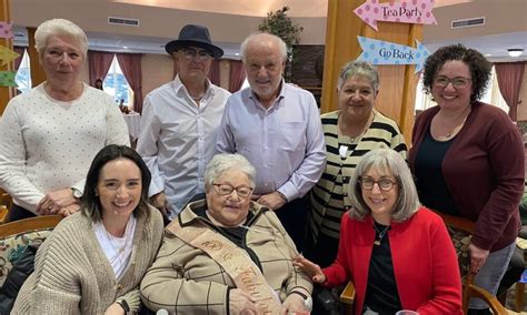 100 Year Old Lil Duboff Still Taking Life One Day At A Time Jewish