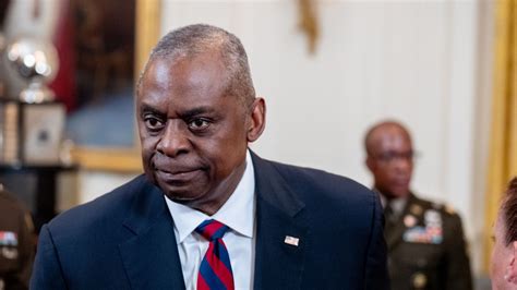 Лойд Остин Използването на американско оръжие за нанасяне на удари на далечни разстояния в