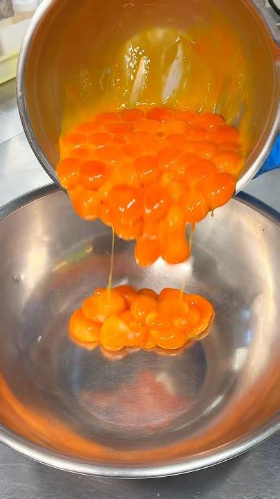 クリームたっぷりの贅沢なクッキーシュークリーム🥚ないちゃんグルメ Japanesefood Youtube