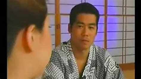 Yumi Kazama eine schöne japanische MILF xHamster