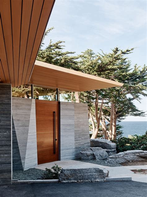 Field Architecture Perches Big Sur House On Bluff Overlooking Ocean