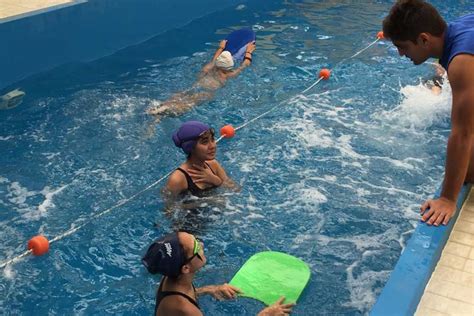 Natación Para Jóvenes Y Adolescentes La Gambeta
