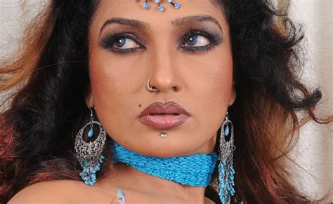 TOLLYWOOD HOLLYWOOD Ramya Sri Hot Sexy Nipple Show