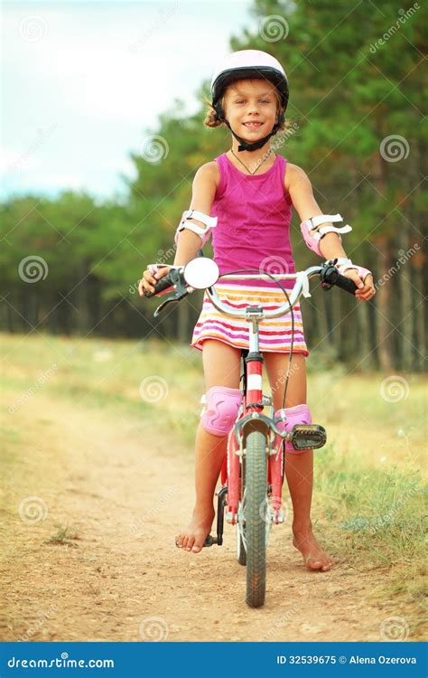 Bicyclist Stock Image Image Of Athletic Girl Bike 32539675