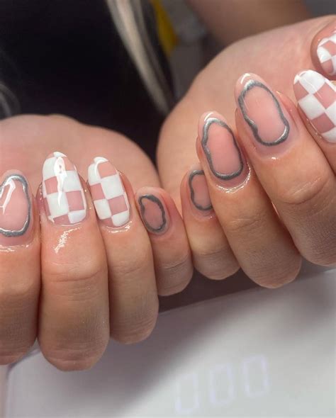 45 Of The Coolest Checkered Nail Designs To Copy In 2024