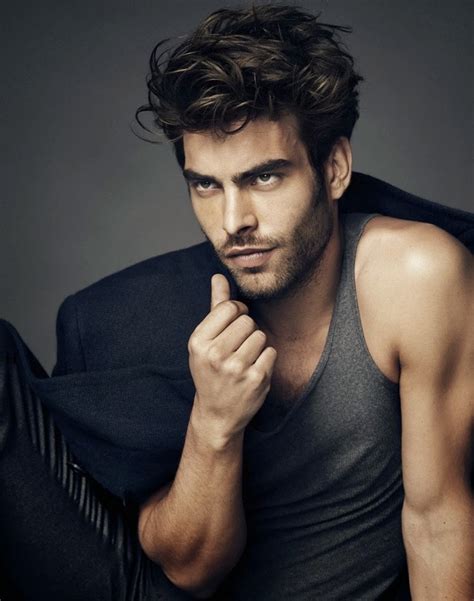 Tendance Coiffure Homme 2017 Pour Soffrir Un Look Dans Lair Du Temps