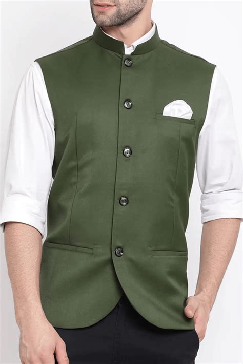 Shop Stylish Traditional Indian Wedding Outfit For Men