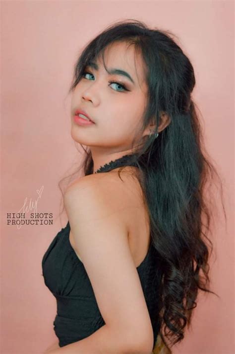 Get Your Shawtout From Julie Mae