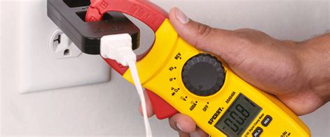 What Is A Clamp Meter And How To Use It