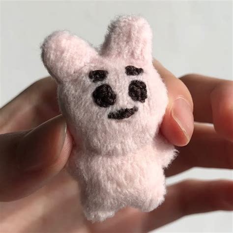 Leggi 靖穎 Xiayaan • Threads Say More Leggi 靖穎 Xiayaan • Threads Say More