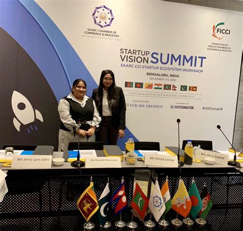 Khadhy Khadhdhie Twitter