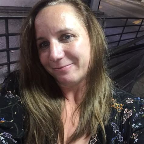 Debbie Debbie On Threads