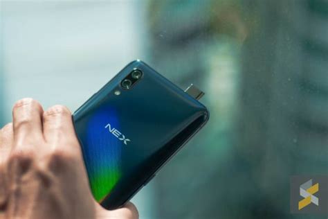 Unboxing The All Screen Vivo Nex Flagship Smartphone Soyacincau