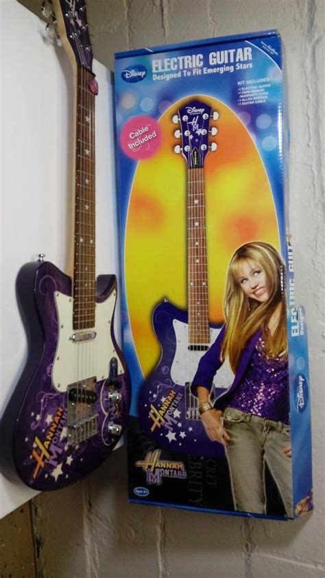 Washburn Hannah Montana Electric Guitar Disney Hm Secret Star Pick Box