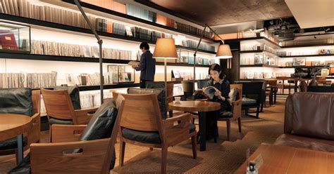 심층 케이스 스터디 신용판매 1위 기록한 현대카드의 삼각 편대 제휴 넘는 협업 체험 파는 해외여행 해외 결제 접근성↑에 질주