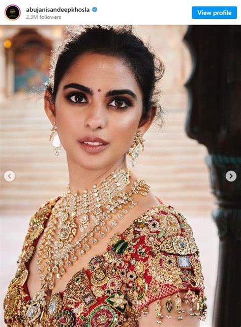 ინდოელი მილიარდერი ქალები და მათი ბრილიანტები როგორ გამოიყურება ამბანის ოჯახის წევრების