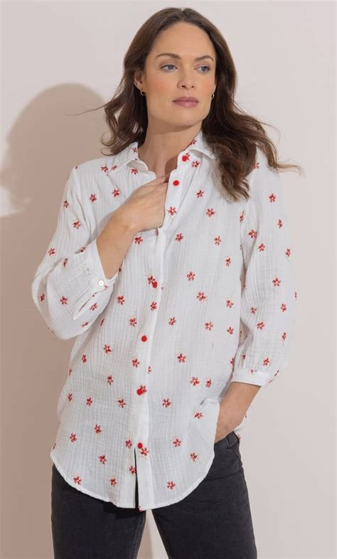 Floral Embroidered Textured Cotton Blouse In White Klass