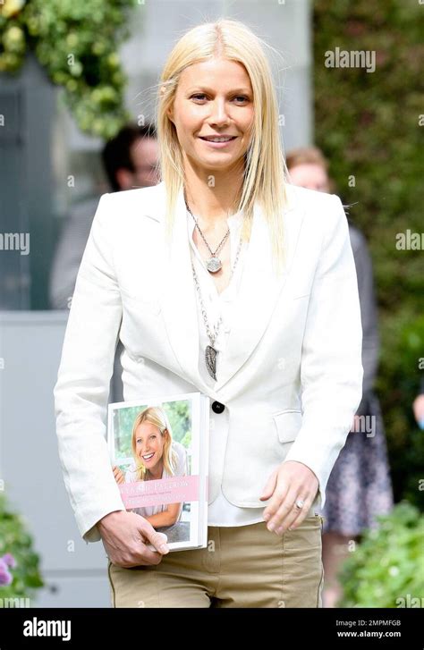 Gwyneth Paltrow Carrying Her Cookbook Gwyneth Paltrow Notes From My