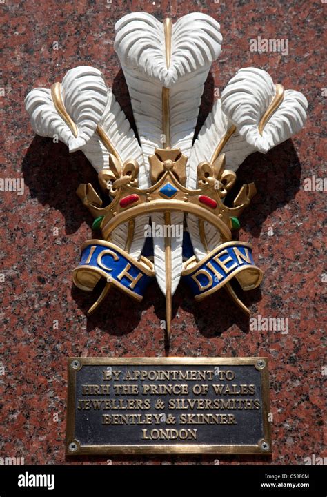 Prince Of Waless Feathers And Motto Ich Dien I Serve On Bentley