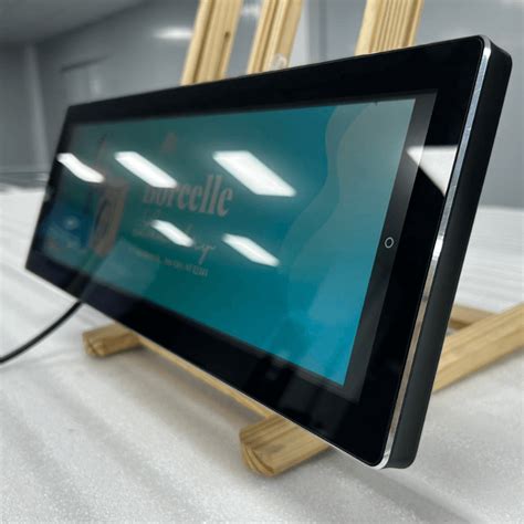 20inch stretched bar screen digital signage android monitor