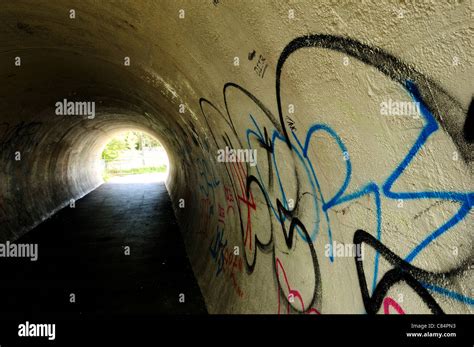 Underpass Vs Tunnel At Susan Villanueva Blog