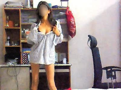 Noida MMS Scandal Of MBA Babe Video Photos Way2hight A Cool Stuff Blog On Sports Movies
