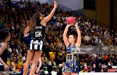 Super Netball Lightning Photos And Premium High Res Pictures Getty Images