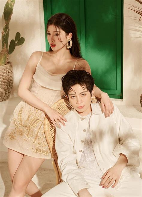 Chung một khung hình Gil Lê gây sốt với vẻ đẹp phi giới tính Á hậu Phương Nhi lại bị chê trông