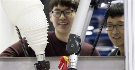 로봇팔을 조종하자