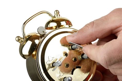 20 Different Types Of Alarm Clocks Explained Homenish