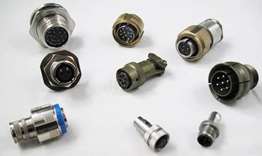 Custom Connectors TopFlite Components