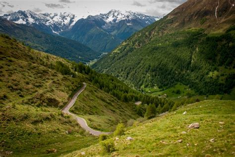 top interview questions and answers for travel executive intern