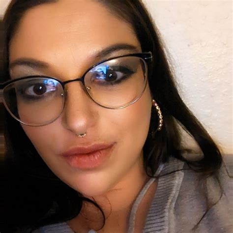 Shanda White