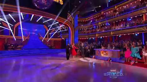 Elizabeth Berkley Dancing With The Stars 177 Elizabeth Berkley Lauren