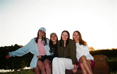 Lisa Leo Eli Leonenko • Instagram Photos And Videos