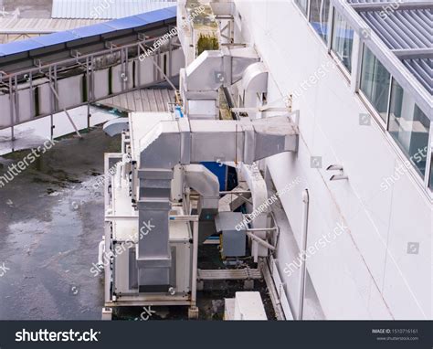 1 Office Computers Connected Ups Un Interruptible Power Supply Battery