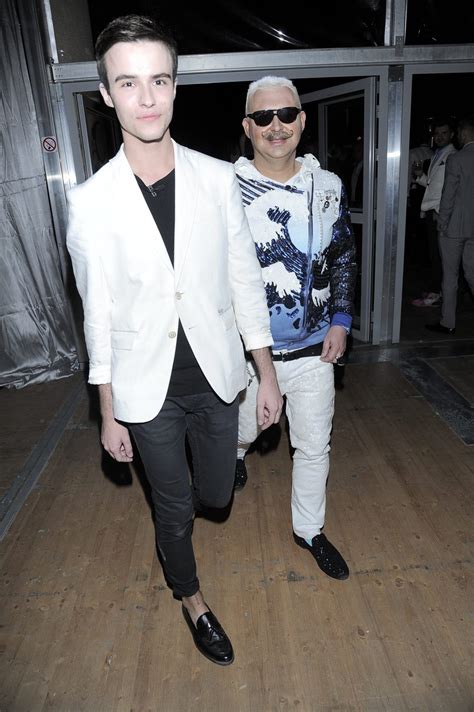 Michał Witkowski Pozuje Z Nowym Chłopakiem Na ściance