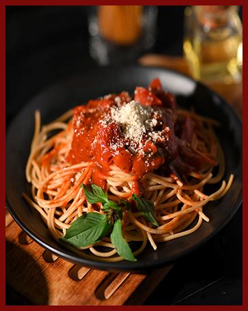 Figarettis Award Winning Spaghetti Sauce Authentic