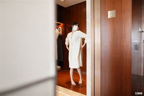 Rosi口罩系列no771小萝莉mm真空露美背性感内裤诱惑写真rosi口罩美女写真官网，rosi口罩，rosi写真