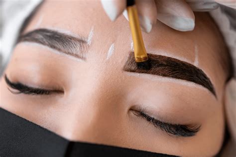 achieve perfect brows with threading tinting and lamination