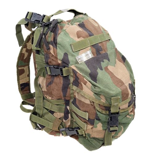 U S Military M81 Woodland Large Molle 3 Day Assault Pack Used