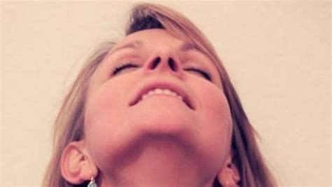 Try These 4 Interesting Sex Positions To Climax Easily Hindustan Times