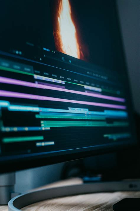 검은색 평면 컴퓨터 모니터 사진 Unsplash의 무료 모니터 이미지