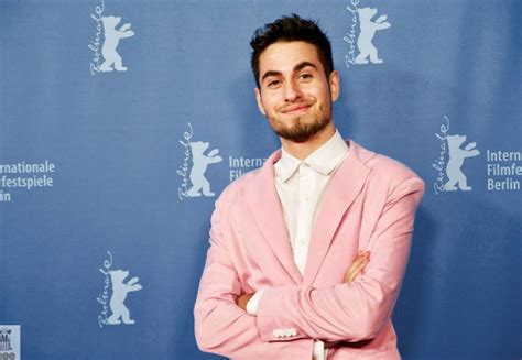 Conoce A Eloi Costa El Actor Que Eduardo Casanova Desnudó En ‘pieles Shangay