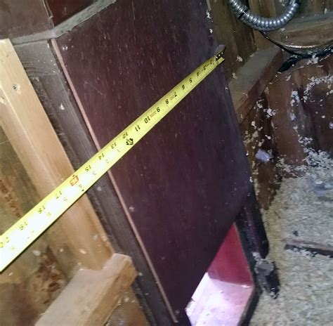 Arduino Automatic Chicken Coop Door