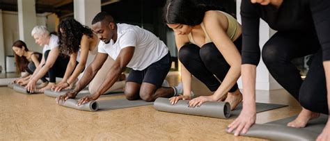 Naked Yoga Class Benefits And What To Expect Naked Yoga
