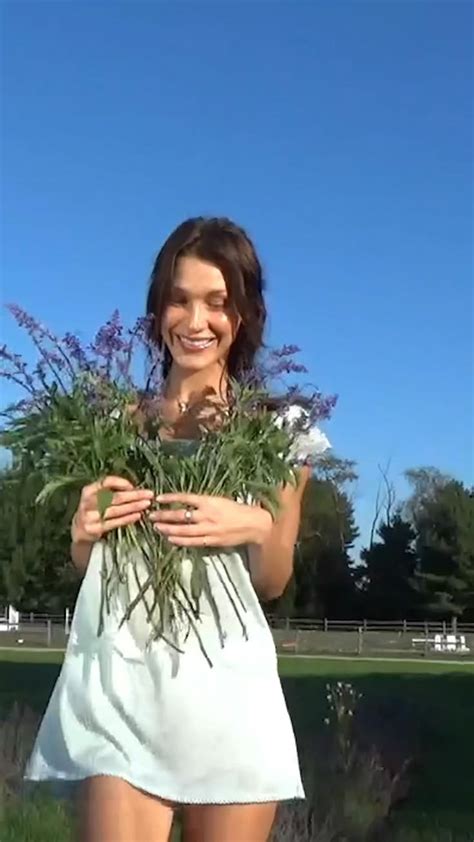 Bella Hadid [vídeo] Beleza Feminina Estetica Looks