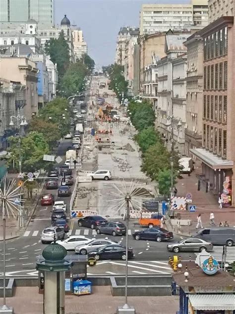 Золота бруківка у центрі Києва людей обурив масштабний ремонт під час війни Читайте на Ukr Net