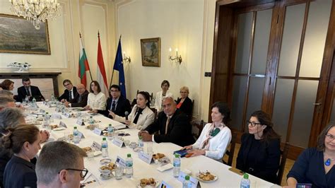 Борисов пред посланиците на страните от ЕС у нас ГЕРБ ще положи всички усилия за сформирането